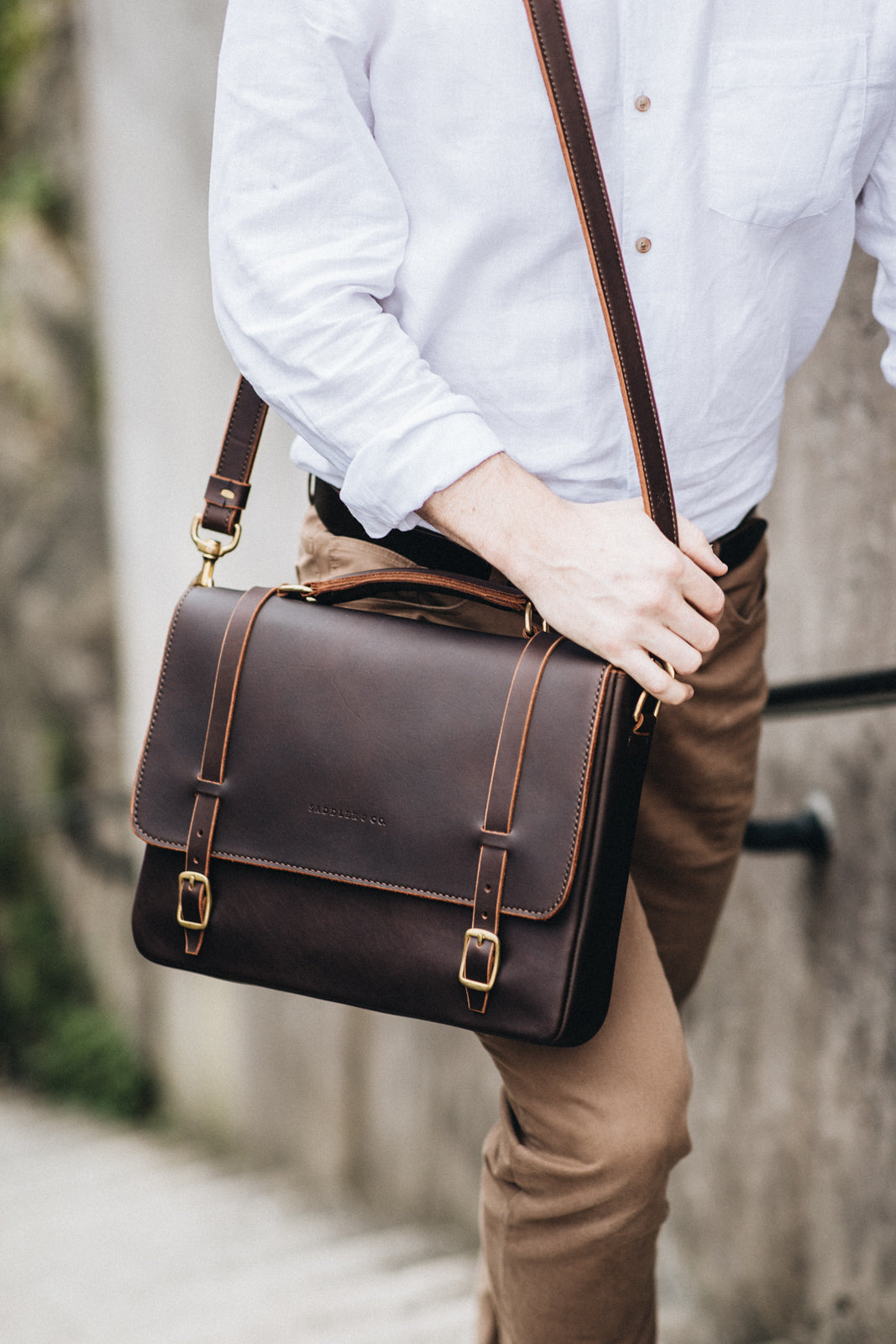 The Saddler's Briefcase in Cocoa Leather – Saddler & Co